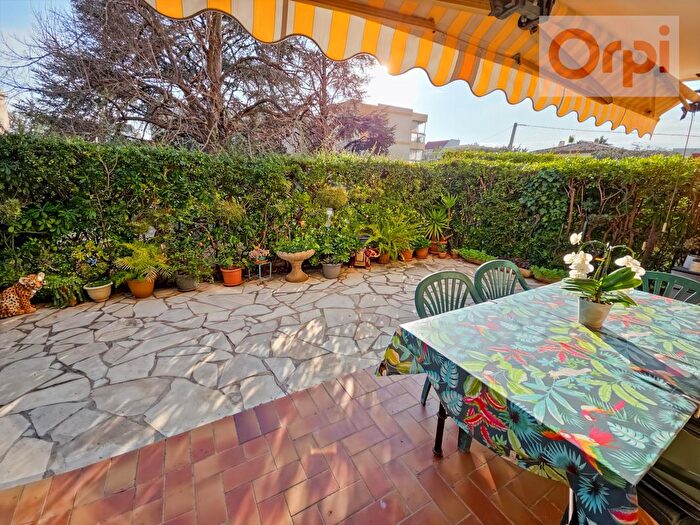 Appartement à vendre - Saint-Laurent-du-Var, Galinières, Pomarels - 3 pièces - 2 chambres