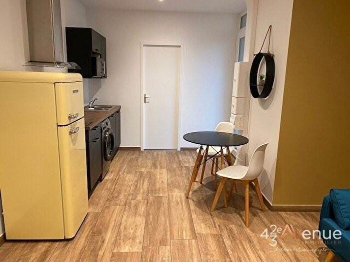 Colline des Pères-Tardy, Saint-Étienne - Appartement 1 pièce à louer