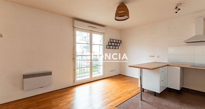 Appartement 2 pièces à vendre à Bussy-Saint-Georges, Violennes, Village