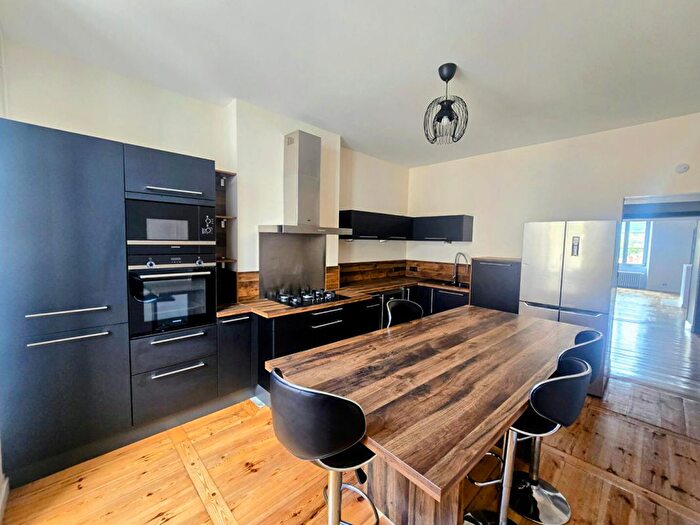 Appartement à louer - Le Puy-en-Velay, Centre-ville - 5 pièces - 4 chambres