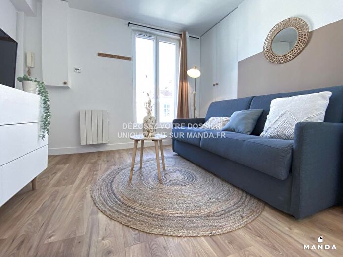 Rueil-Malmaison, Coeur de Ville : Appartement 1 pièce à louer