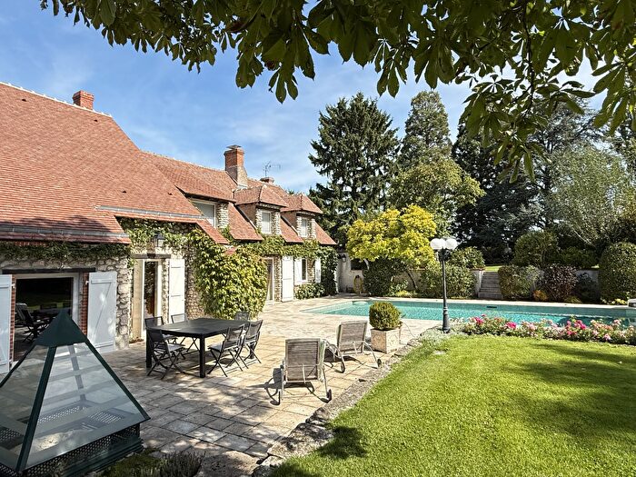 Maison à vendre - Orléans - 7 pièces - 5 chambres