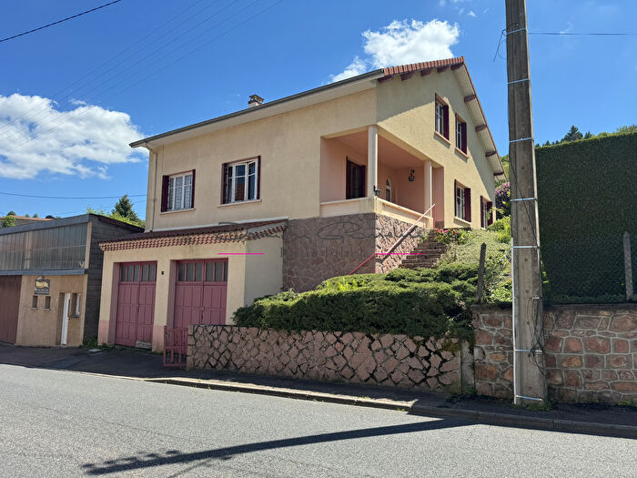 Maison 9 pièces à vendre à Cours-la-Ville
