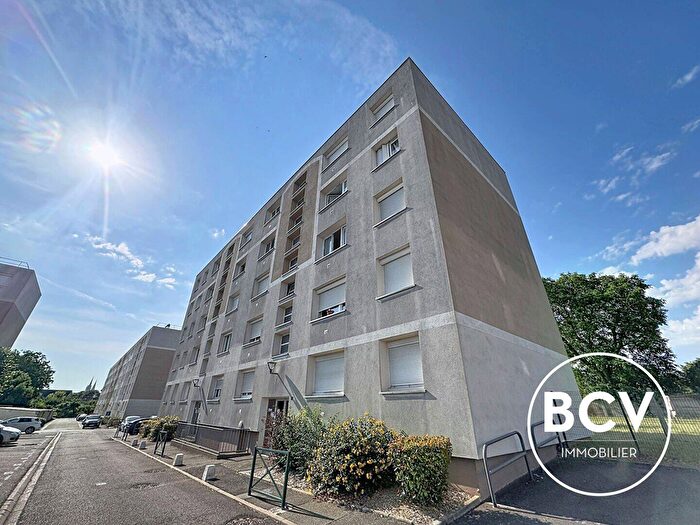 Est, Mainvilliers : Appartement 3 pièces à louer