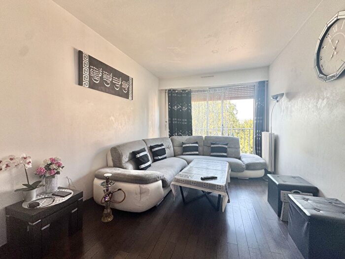 Appartement 3 pièces à vendre à Juvisy-sur-Orge, Centre-ville, Entrevoies, Seine
