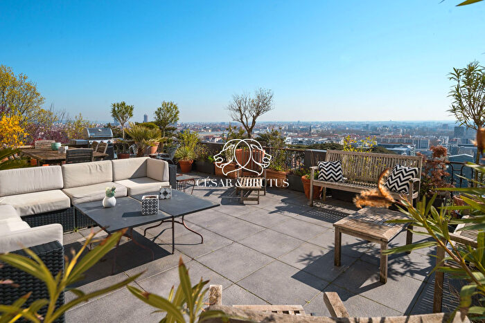 Appartement à vendre - Sainte-Foy-lès-Lyon, Centre-ville - 6 pièces - 5 chambres