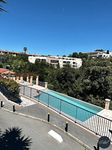 Nice, Lanterne : Appartement 2 pièces à vendre