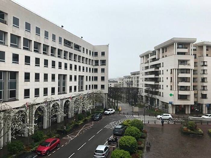 Appartement à louer - Rueil sur Seine-Plaine-Gare, Rueil-Malmaison - 2 pièces - 1 chambre