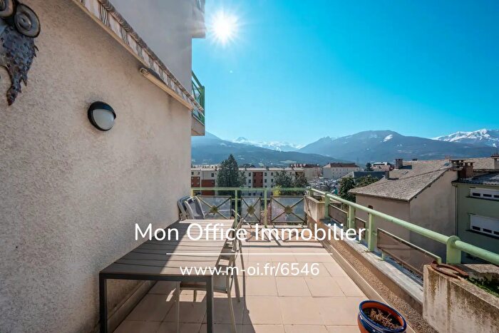 Appartement 5 pièces à Embrun, à vendre
