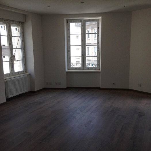 Appartement 2 pièces à Mulhouse, Centre historique, à louer