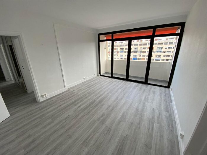 Appartement à louer - Antony, Croix de Berny - 3 pièces - 2 chambres