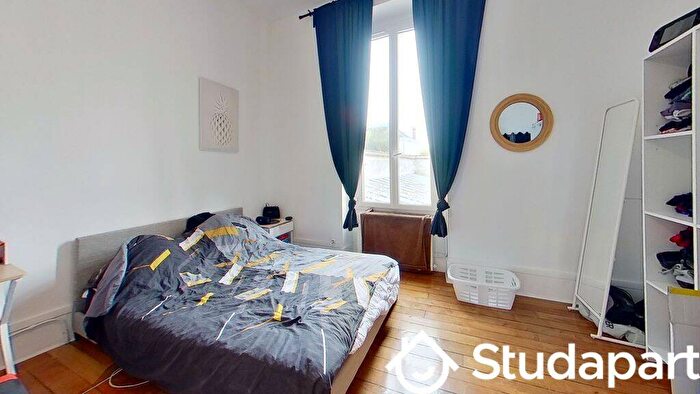 Appartement à louer - Centre Ville, Étampes - 1 pièce - 1 chambre