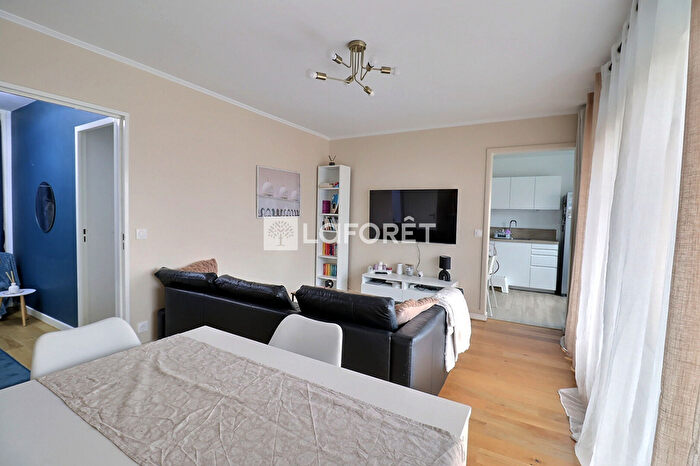 Appartement à vendre - Vitry-sur-Seine, Moulin Vert - 3 pièces - 2 chambres