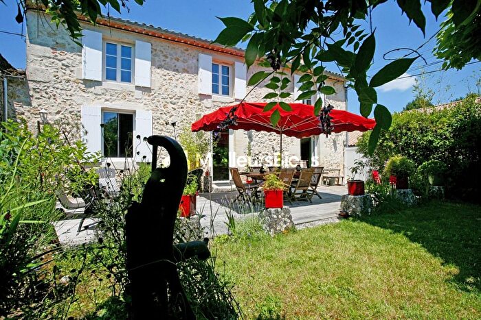 Saint-Morillon - Maison 7 pièces à vendre