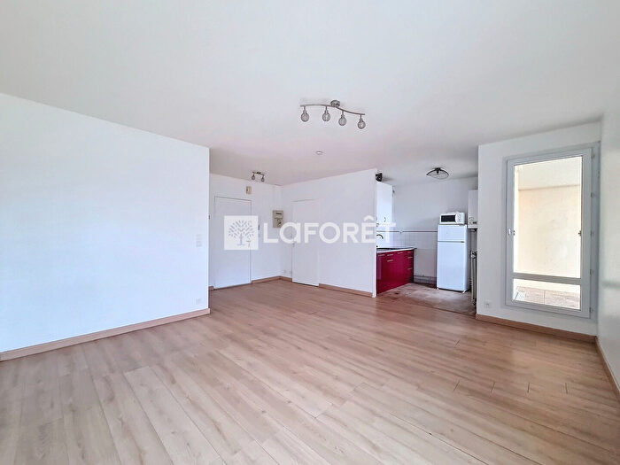 Moissy-Cramayel, Les Hauldres : Appartement 1 pièce à louer