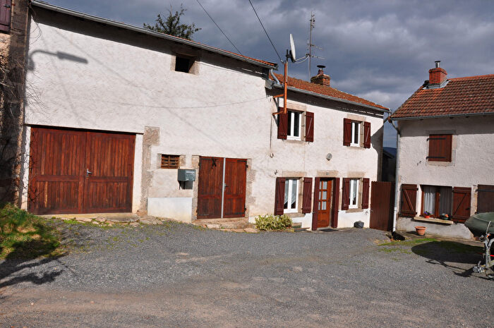 Maison à vendre - Saint-Clément - 5 pièces - 3 chambres
