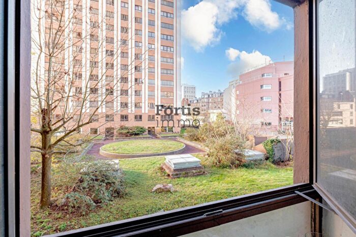 Appartement à vendre - Paris e , Mouzaia - 2 pièces - 1 chambre