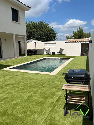 Maison à vendre - La Calmette - 5 pièces - 4 chambres