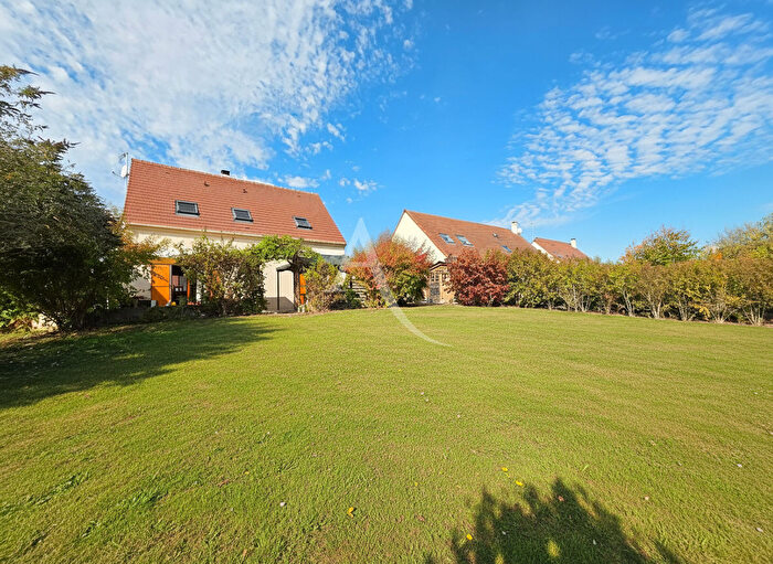 Armentières-en-Brie : Maison 7 pièces à vendre