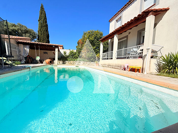 Maison à vendre - Rognac - 4 pièces - 3 chambres