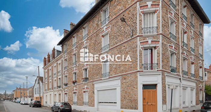 Appartement à vendre - Corbeil-Essonnes, Tarterêts - 2 pièces - 1 chambre