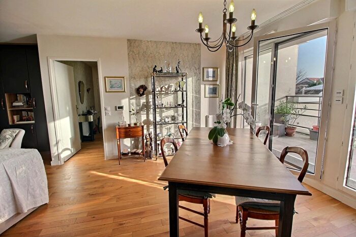 Appartement à vendre - Saint-Maur-des-Fossés, La Varenne - 4 pièces - 2 chambres