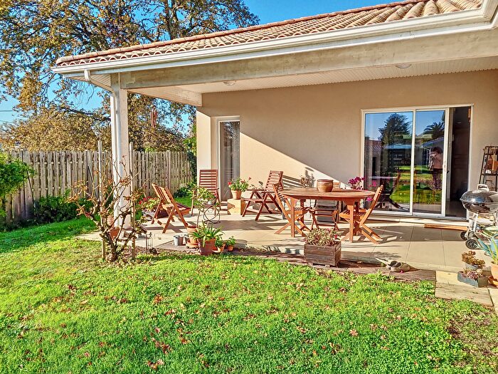 Maison 5 pièces à Gujan-Mestras, Centre-ville, à vendre