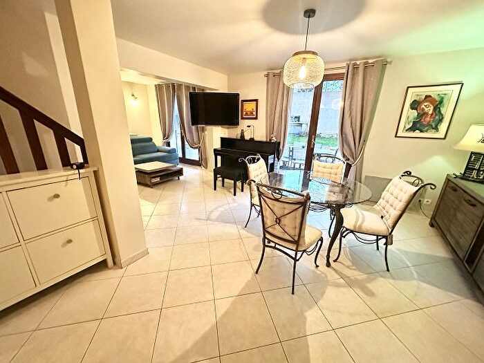Créteil, Brèche, Préfecture : Maison 5 pièces à vendre