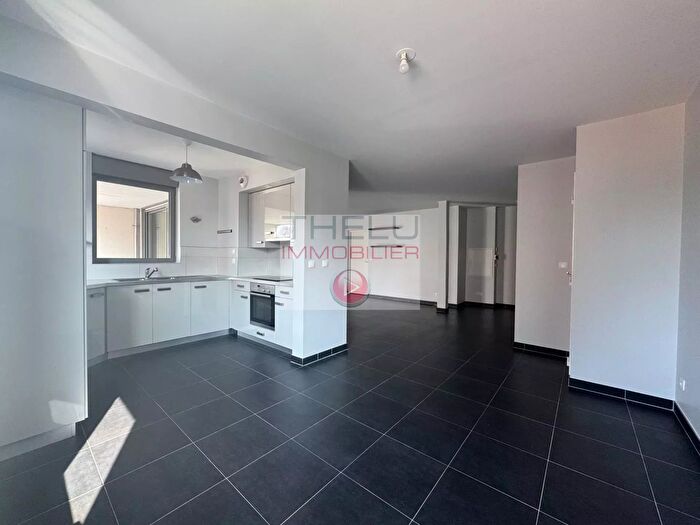 Appartement à louer - Amiens, Saint-Anne, Fb Noyon - 4 pièces - 3 chambres