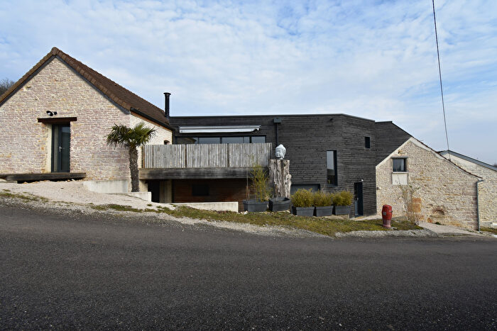 Maison à vendre - Beaune, Maladière - 8 pièces - 4 chambres