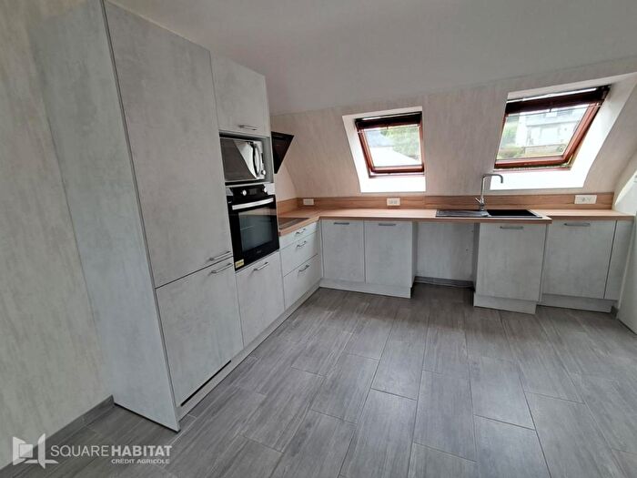 Appartement 4 pièces à louer à Landerneau, Le Bois Noir