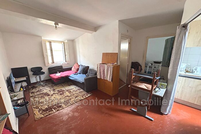 Appartement 2 pièces à Nîmes, Ecusson, Arènes, à vendre