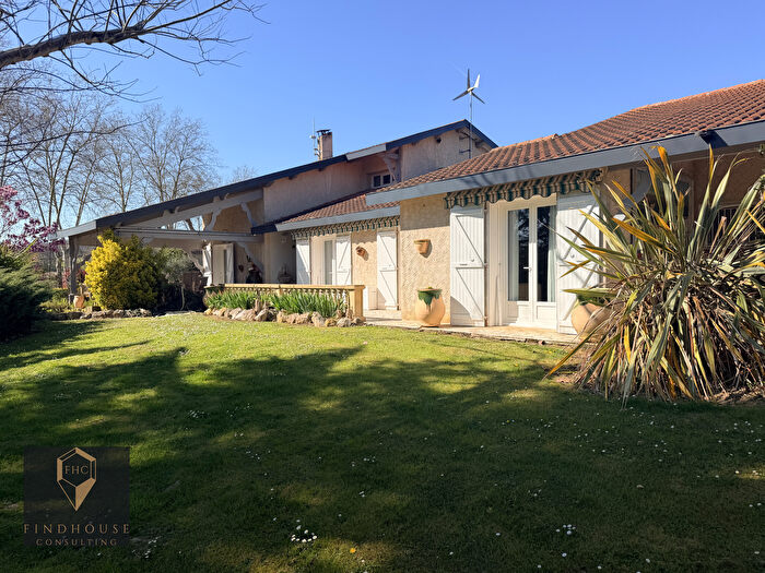 Maison à vendre - LIsle-en-Dodon - 8 pièces - 5 chambres