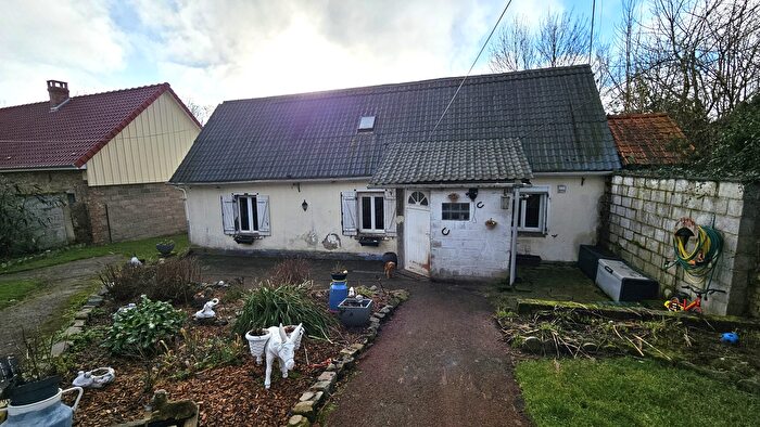 Maison à vendre - Halloy-lès-Pernois - 4 pièces - 3 chambres