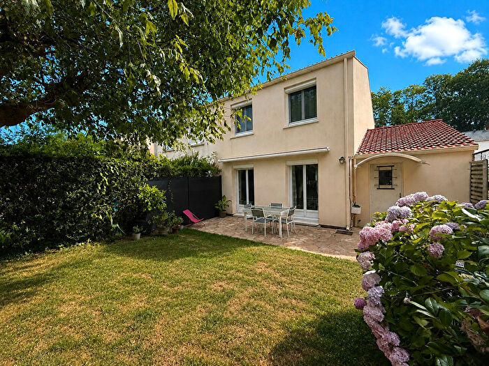 Maison 5 pièces à vendre à Magny-les-Hameaux