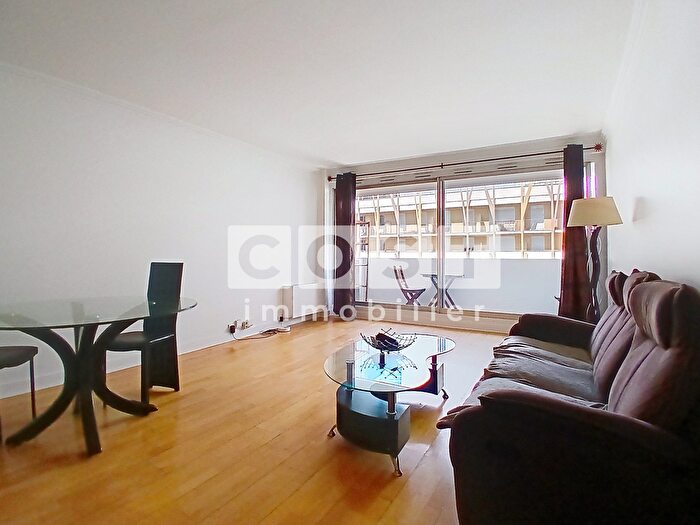 Appartement 3 pièces à vendre à Courbevoie, Gambetta, La Défense