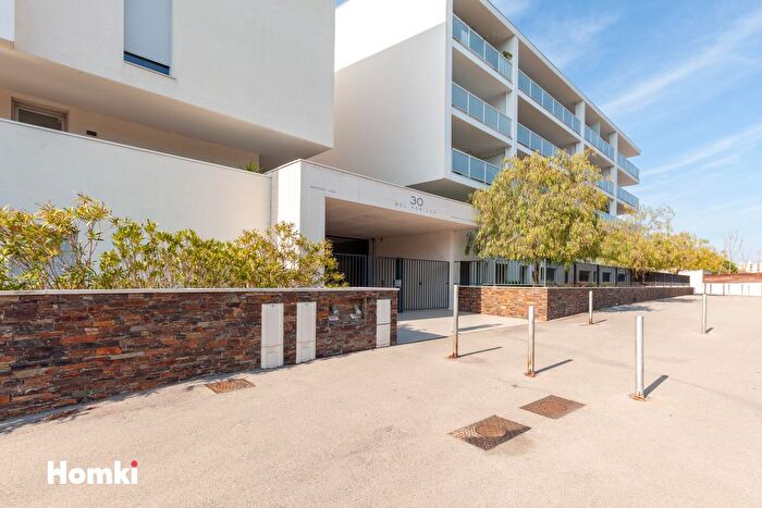 Appartement à vendre - Marseille e , Vielle Chapelle - 2 pièces - 1 chambre