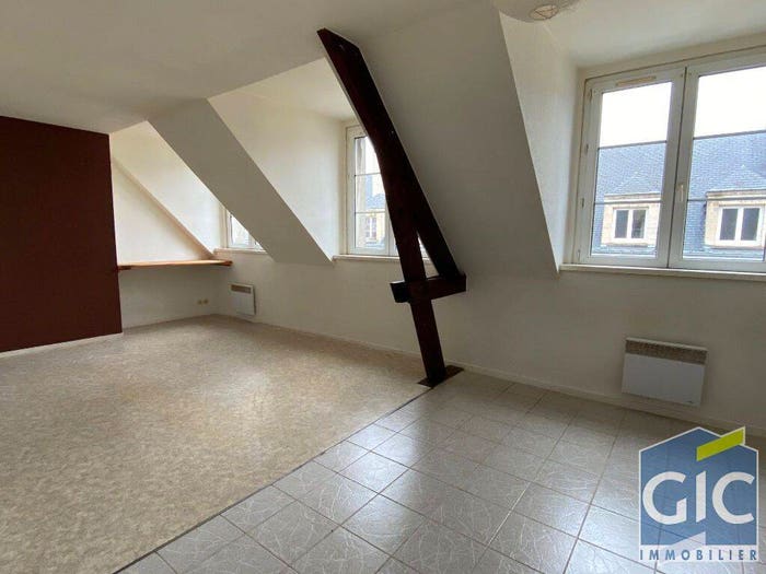 Saint Jean, Caen : Appartement 4 pièces à louer
