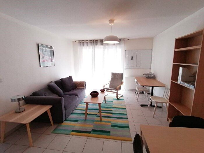 Appartement à louer - Saint Eloi-Touffenet-Breuil-Mingot, Poitiers - 2 pièces - 1 chambre