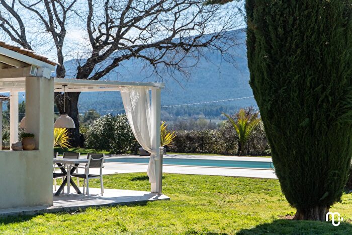 Maison à vendre - Pourrières - 6 pièces - 5 chambres