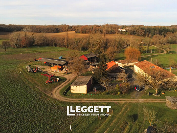 Maison à vendre - Plaisance - 8 pièces - 6 chambres