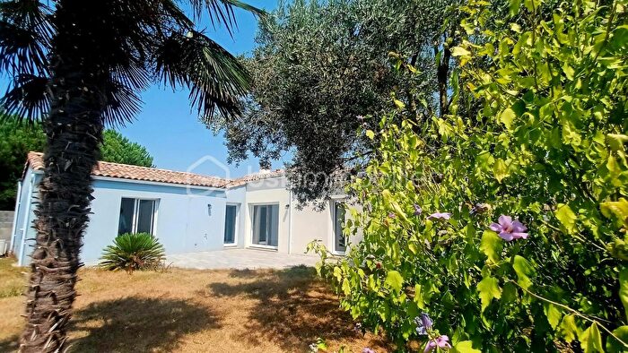 Maison 6 pièces à Saint-Mathurin, à vendre
