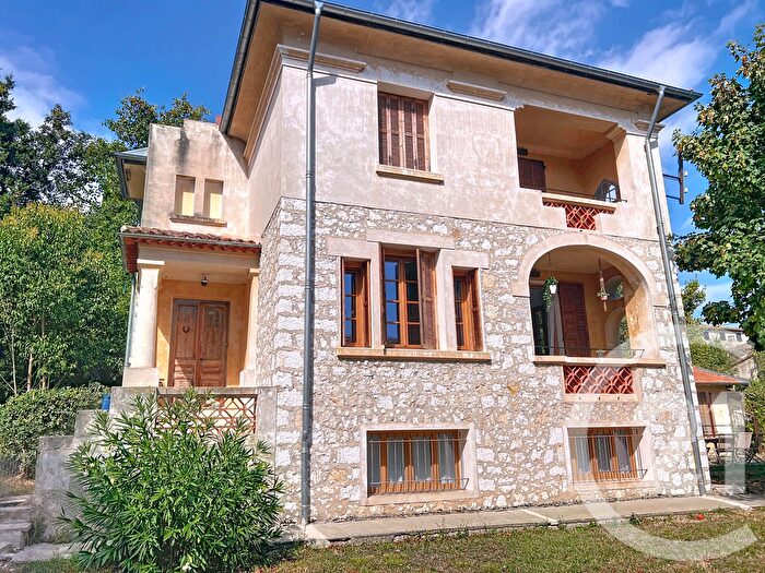 Maison à vendre - Vence, Centre-ville - 6 pièces - 5 chambres