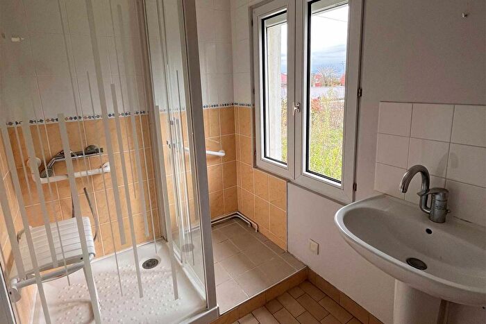 Maison à vendre - Montceau-les-Mines, Bois du Verne, Bois Garnier - 2 pièces - 1 chambre