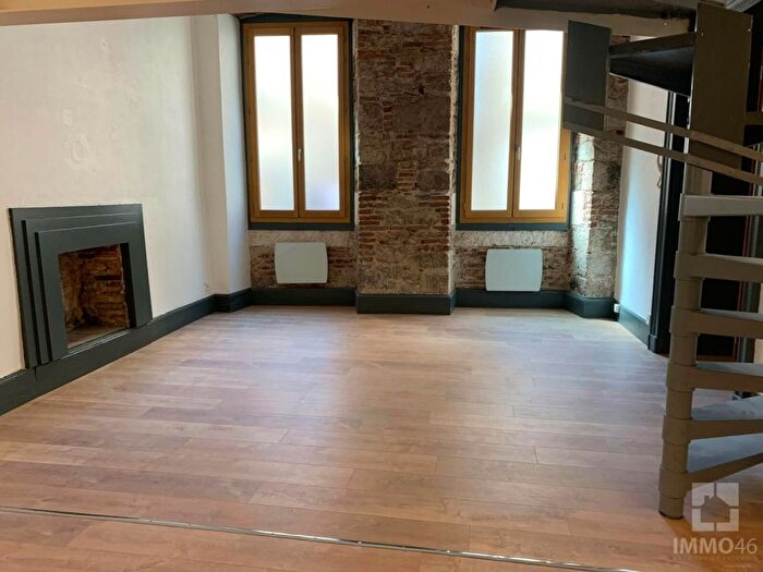 Appartement à louer - Cahors, Centre-ville - 1 pièce - 1 chambre