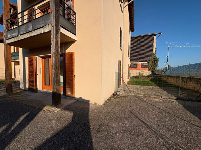 Appartement à vendre - Saint-Étienne-de-Saint-Geoirs - 2 pièces - 2 chambres