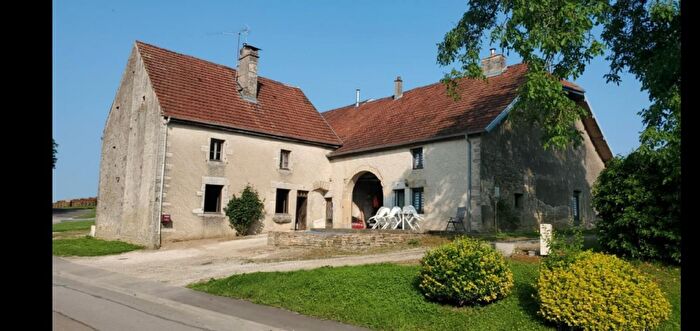 Jussey - Maison 12 pièces à vendre