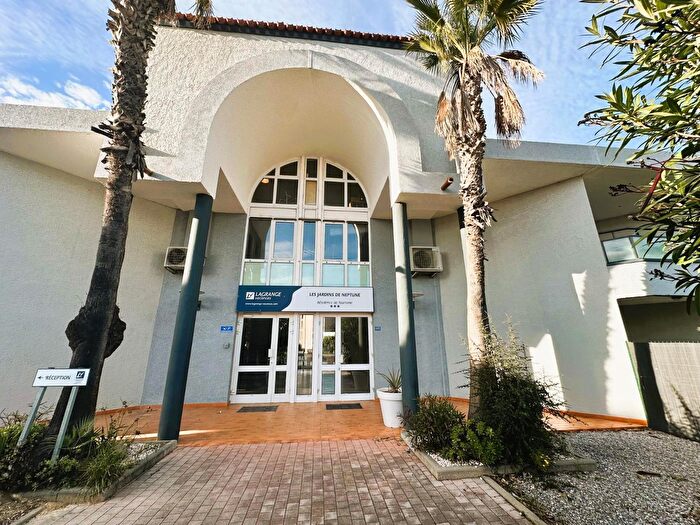 Appartement à louer - Saint-Cyprien, Le Port - 2 pièces - 1 chambre