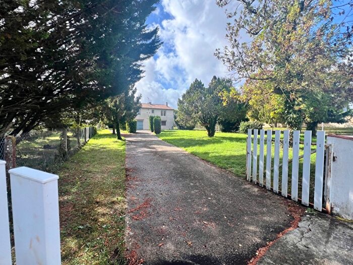 Maison à vendre - Mazeray - 7 pièces - 5 chambres
