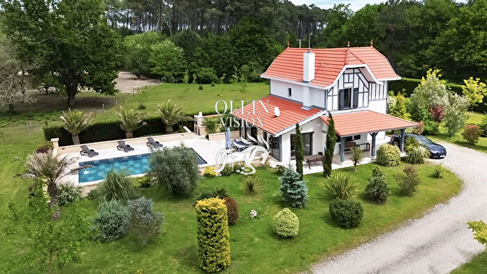 Maison à vendre - Sanguinet - 7 pièces - 4 chambres